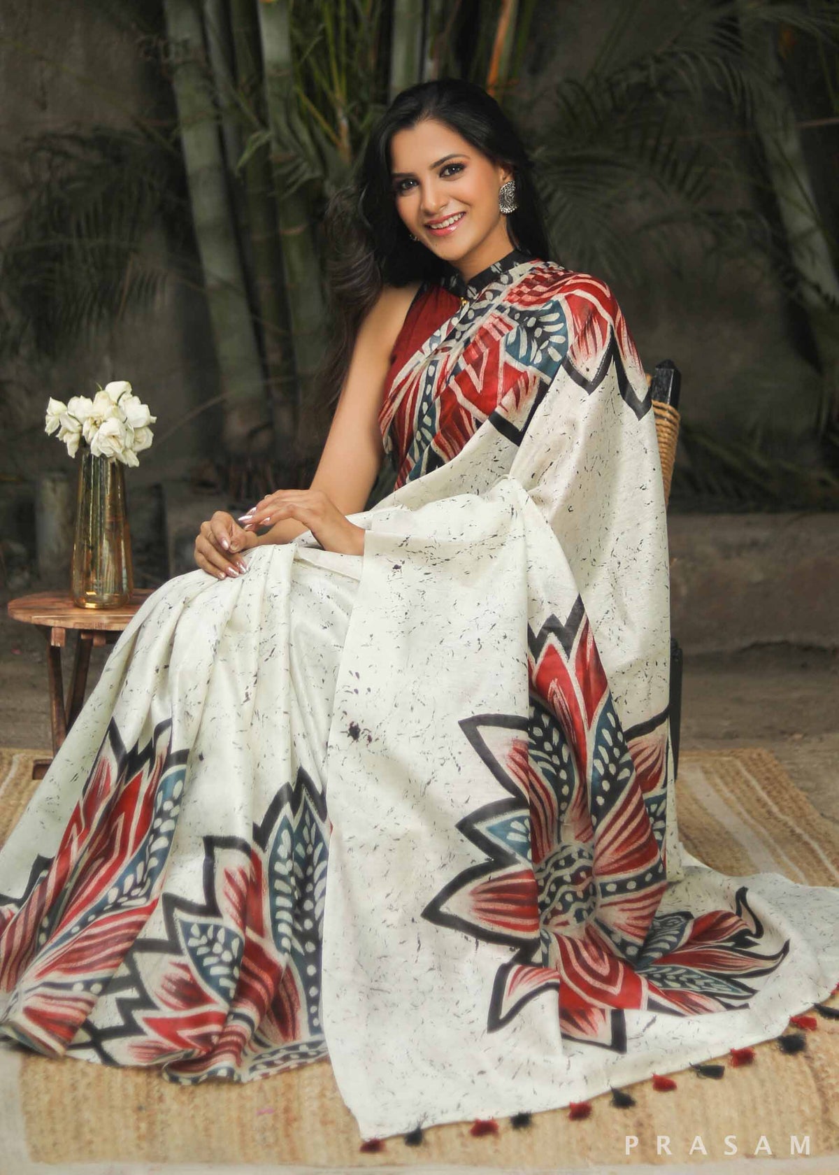 Handcrafted Sarees | Exquisite Artistry and Timeless Elegance | Prasam ...